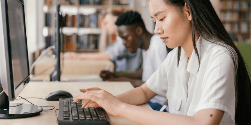 Pap Ndiaye, ministre de l’Éducation nationale et de la Jeunesse, présente la stratégie numérique ...